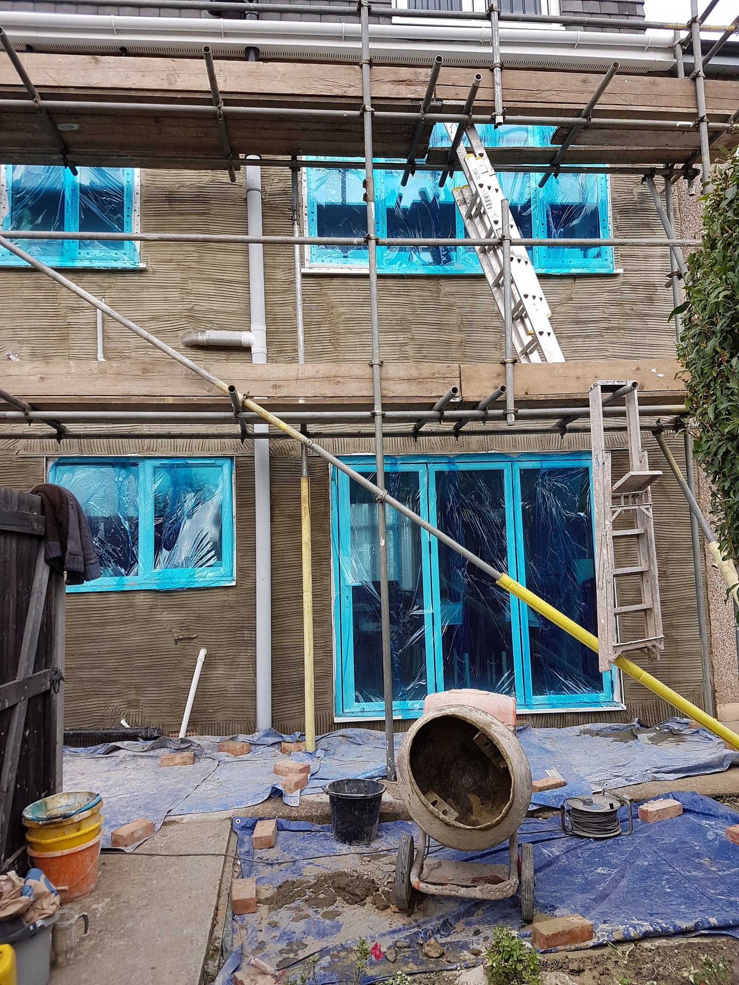 Rendering - Sand and Cement - English Stucco Finishes