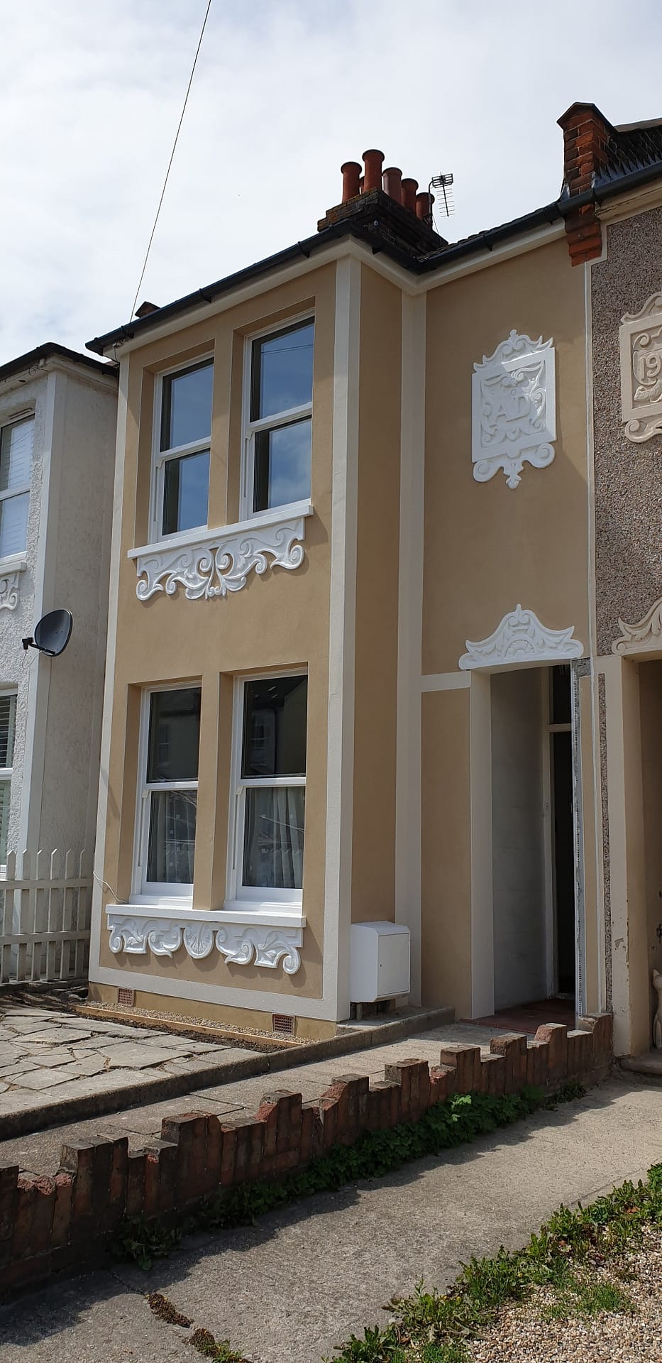 Monocouche Scrape Back Renders